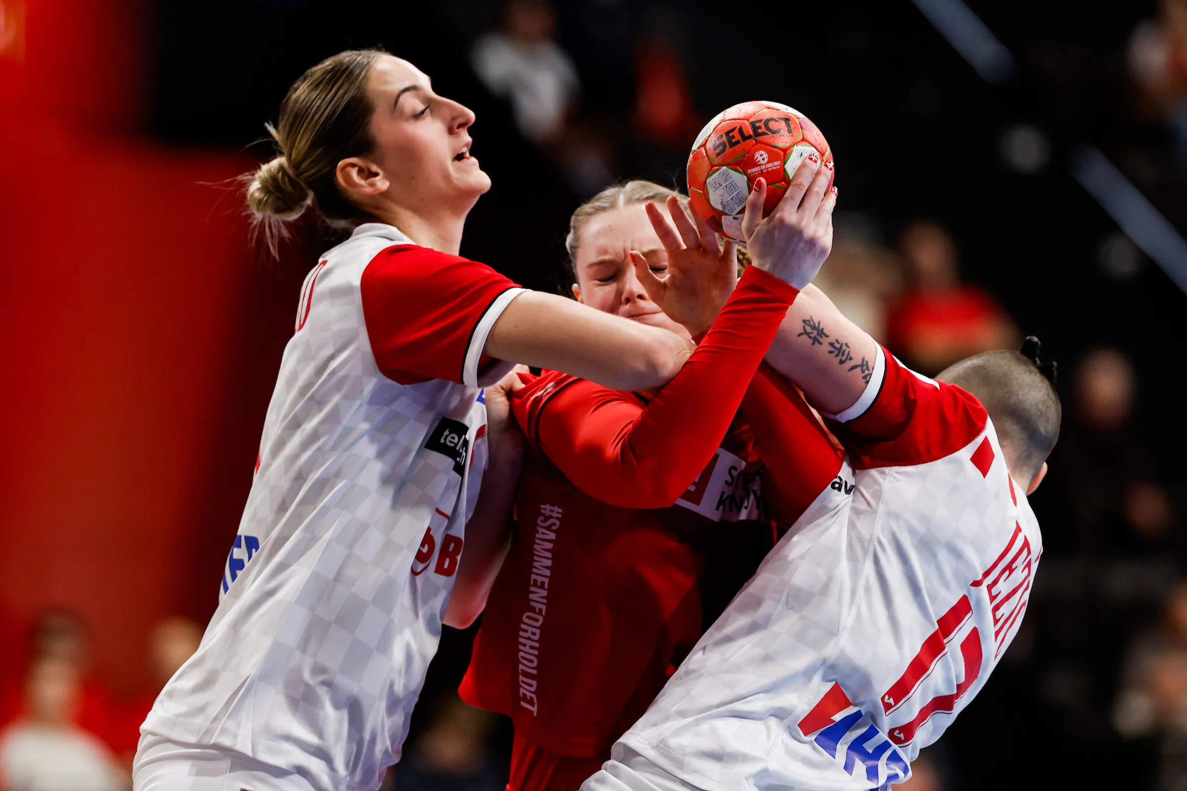 2022 silver medallists Denmark start EHF EURO 2024 campaign strong