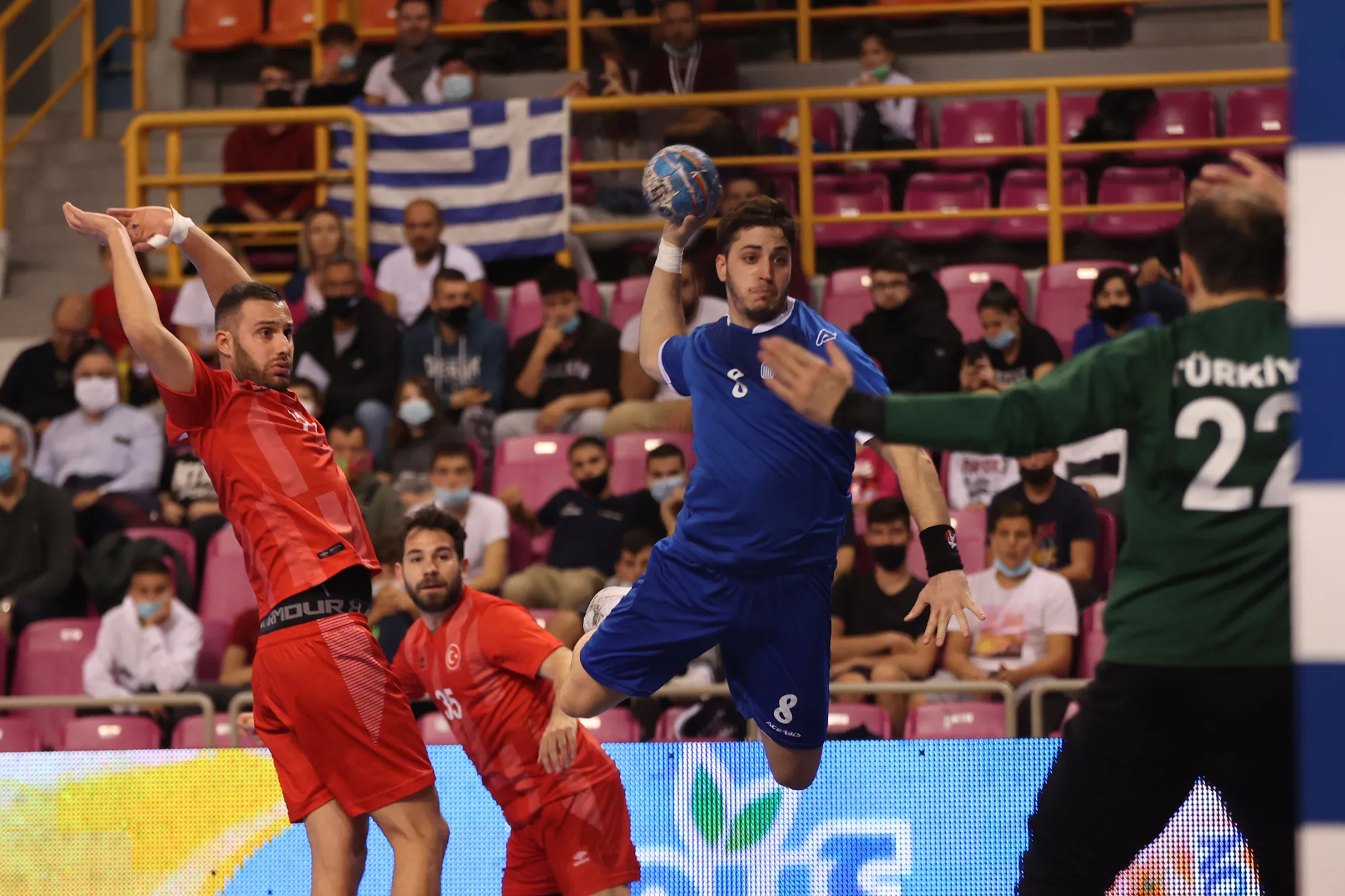 Greece top table, Kosovo and Belgium share points