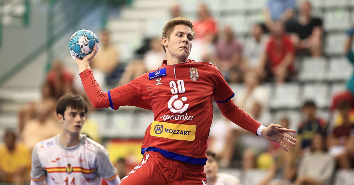 Dodic heads MVP award winners