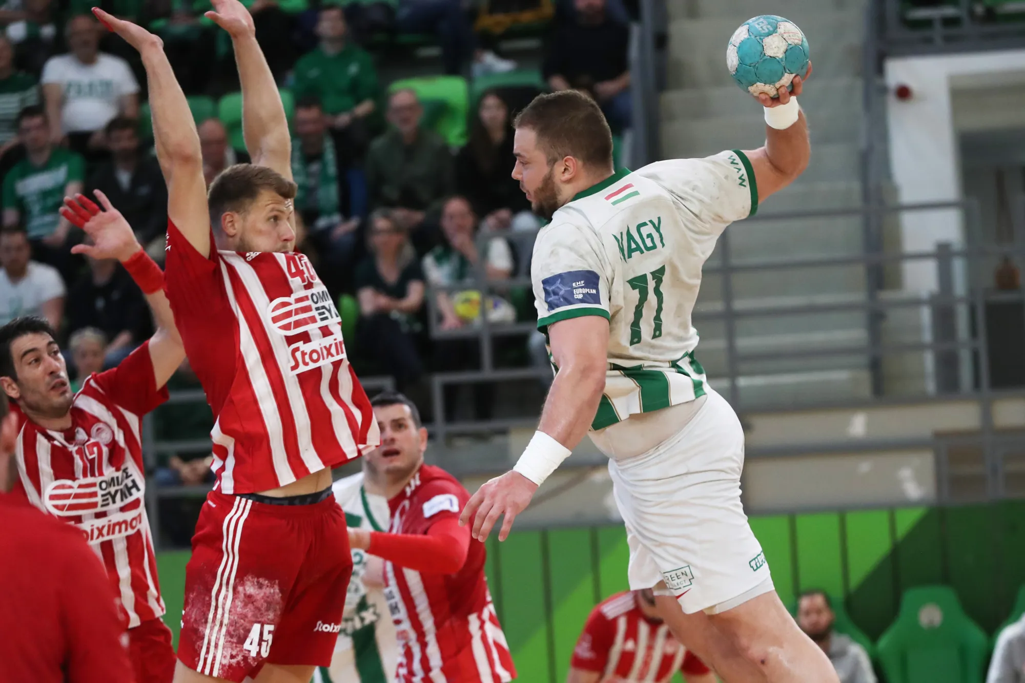Valur win big, FTC and Olympiacos share the points