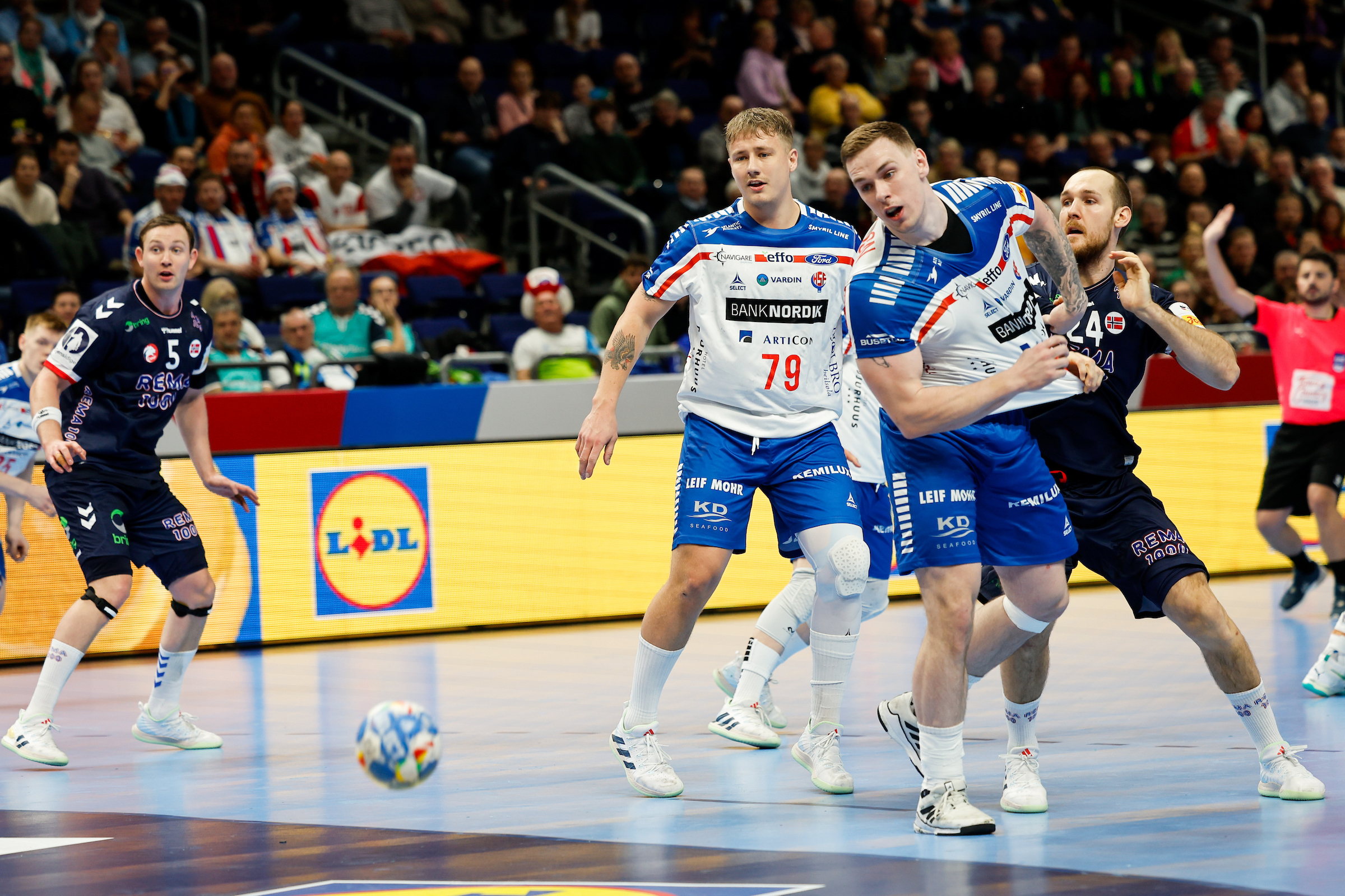 Unreal scenes in Berlin as Faroes secure historic draw with Norway