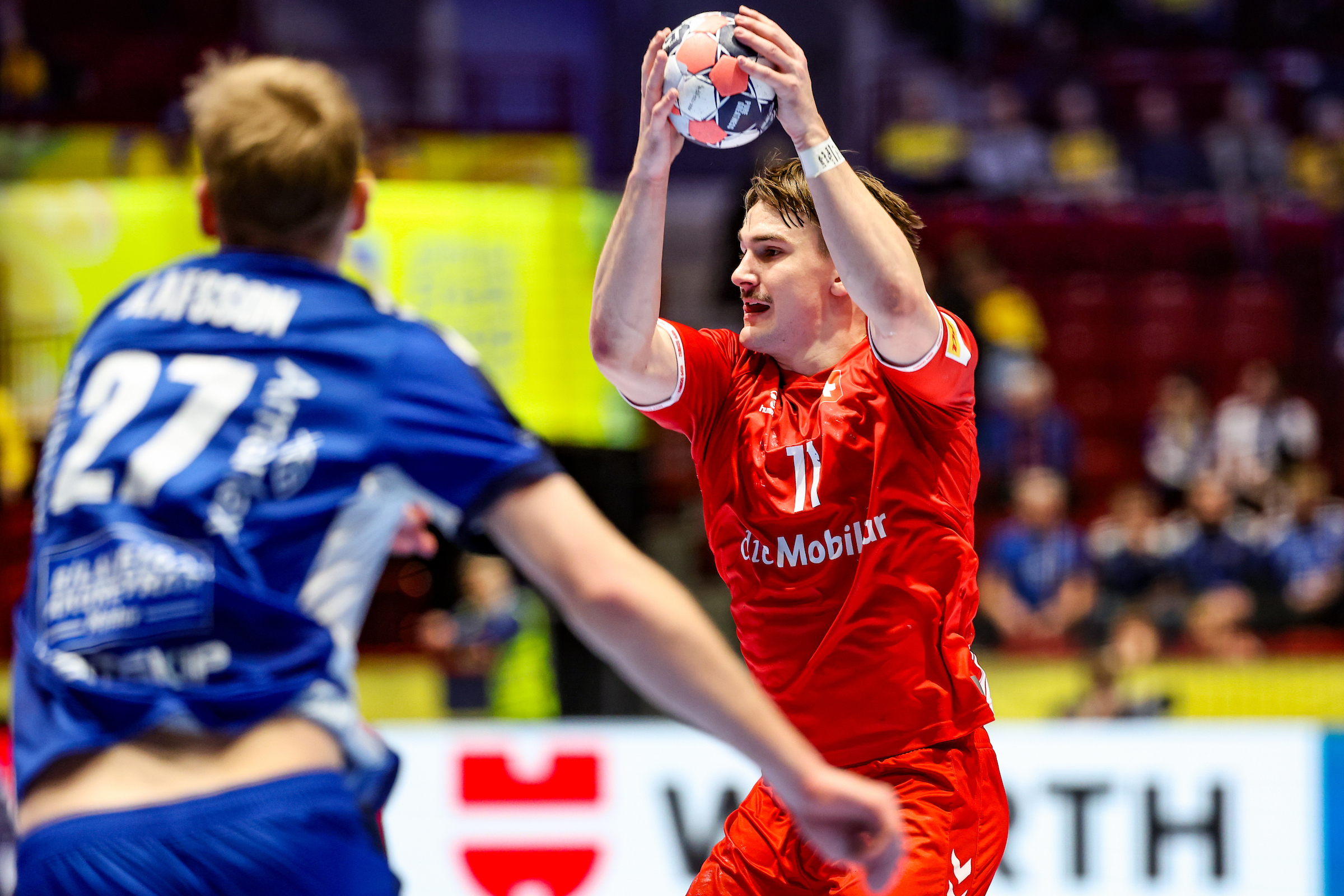 Handball: Iceland snatch late draw vs Switzerland in dramatic finish