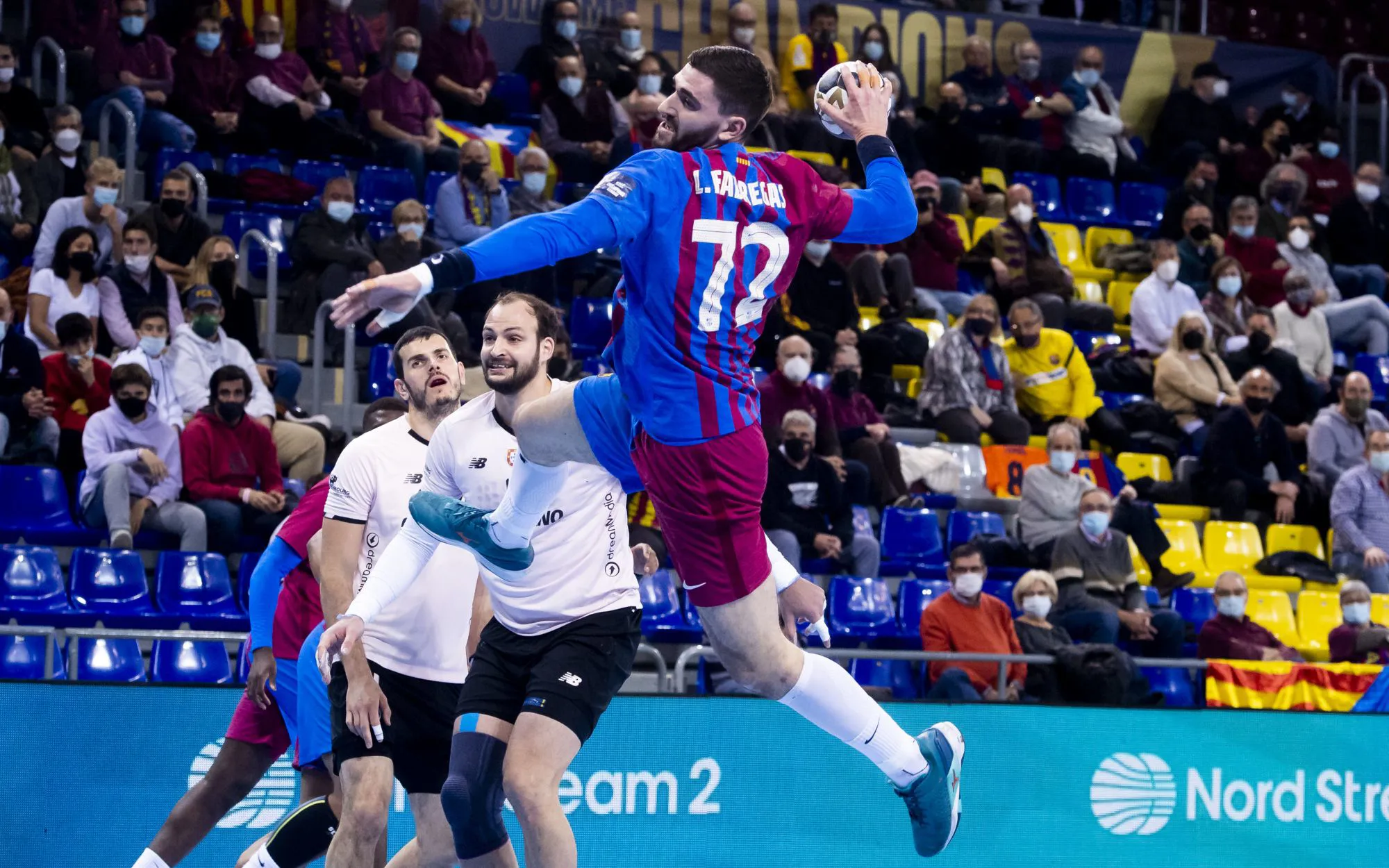 Barça back to winning ways against Porto